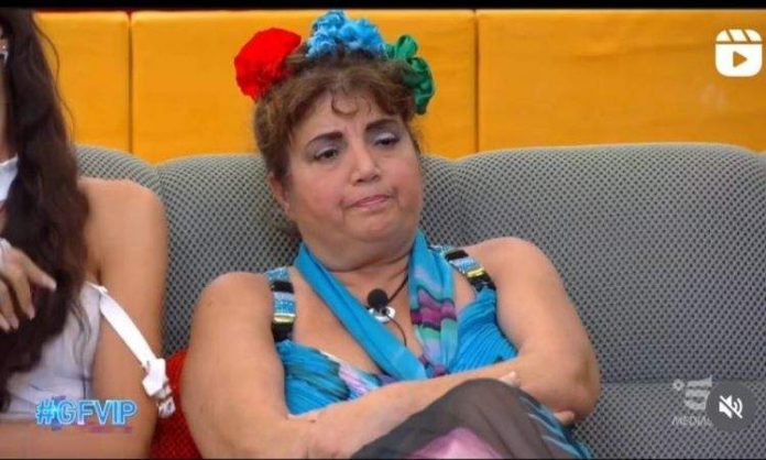 Grande Fratello Vip, ritratta tutto e chiede scusa: cosa è successo